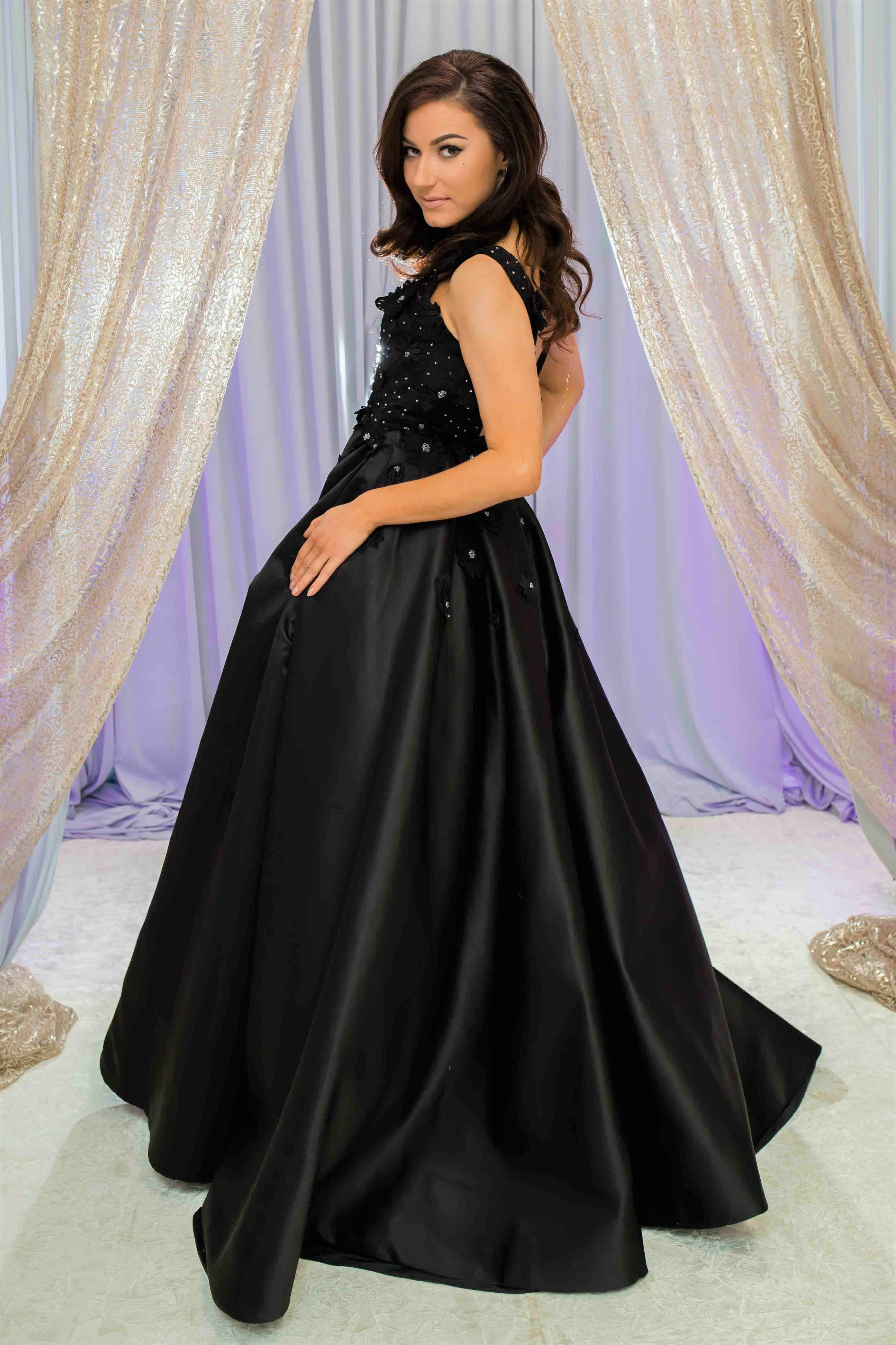 IN BLOOM 3D Floral Low Back Ball Evening Gown – AlesiaC.com